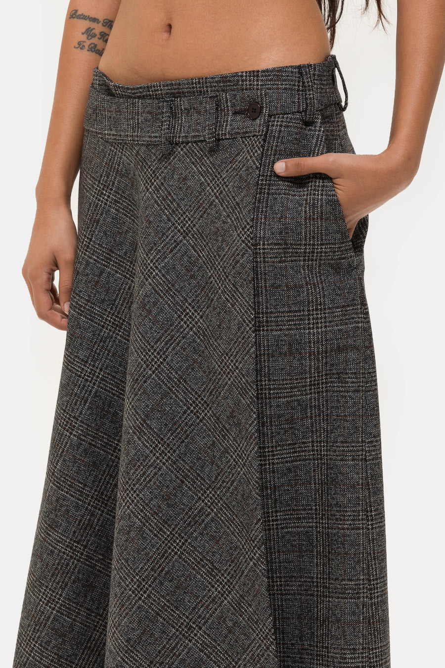 Depend Skirt in Grey - HOPE Depend Skirt in Grey - HOPE