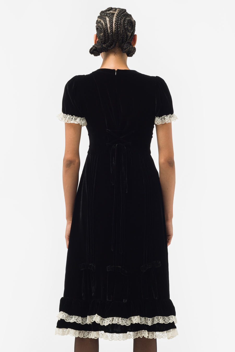 Tanner Fletcher - Ruby Crochet Trim Velvet Dress in Black